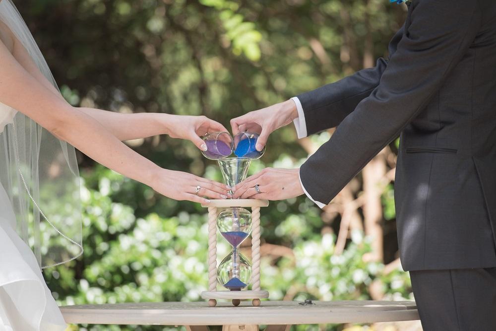 Unity Sand Ceremony Hourglass in Natural Real Wood – Heirloom Hourglass